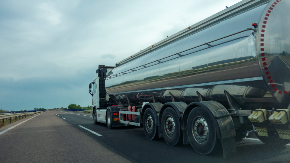 2025 FMCSA SMS Changes: What Hazmat Carriers Need to Know - Holmes Murphy